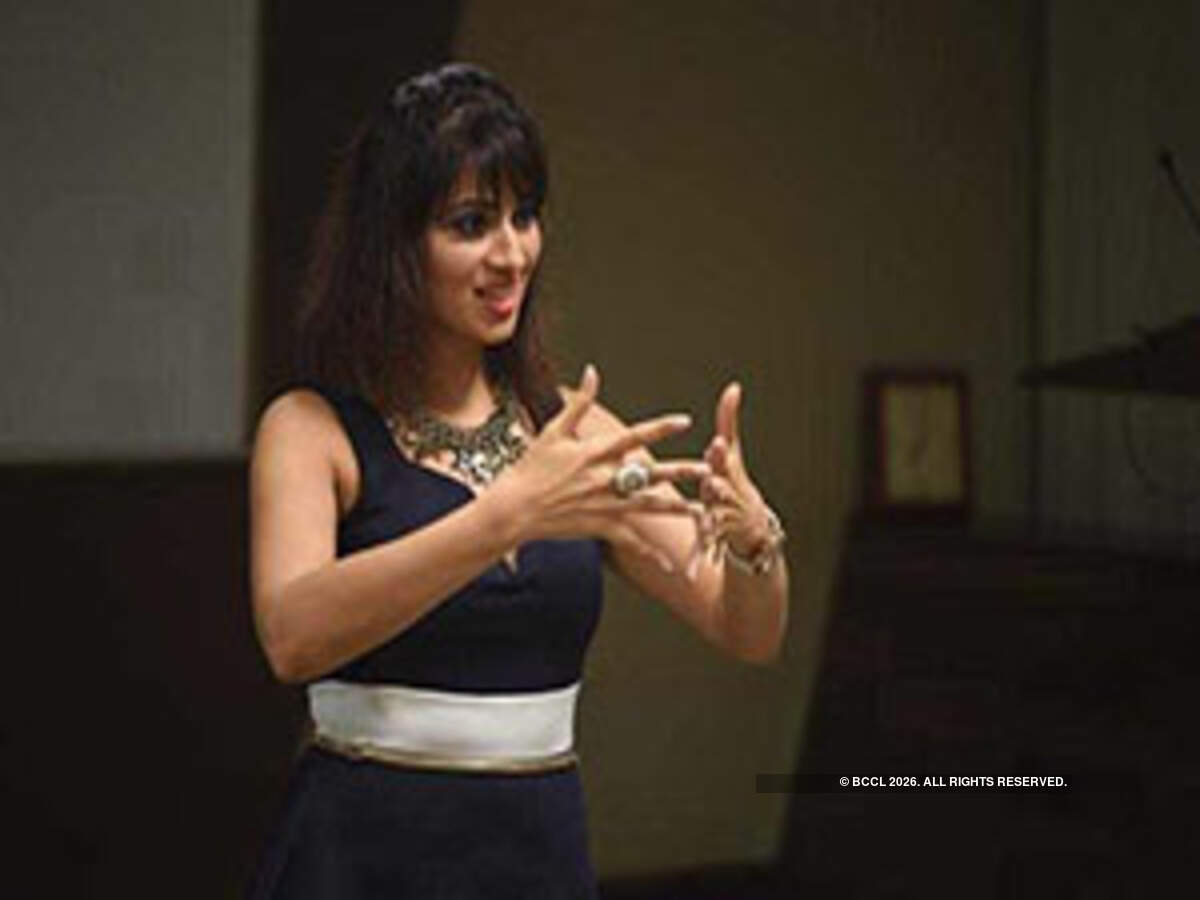 Supreet Bedi Diction session at Campus Princess 2016 season 2