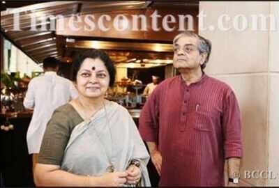 Ray family happy with Mamata’s assurance of fair trial in the Aabesh ...
