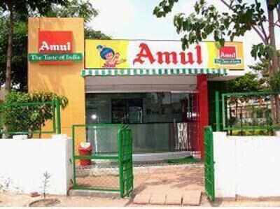 Amul bets big on chocolates, to triple production in Mogar | Vadodara ...