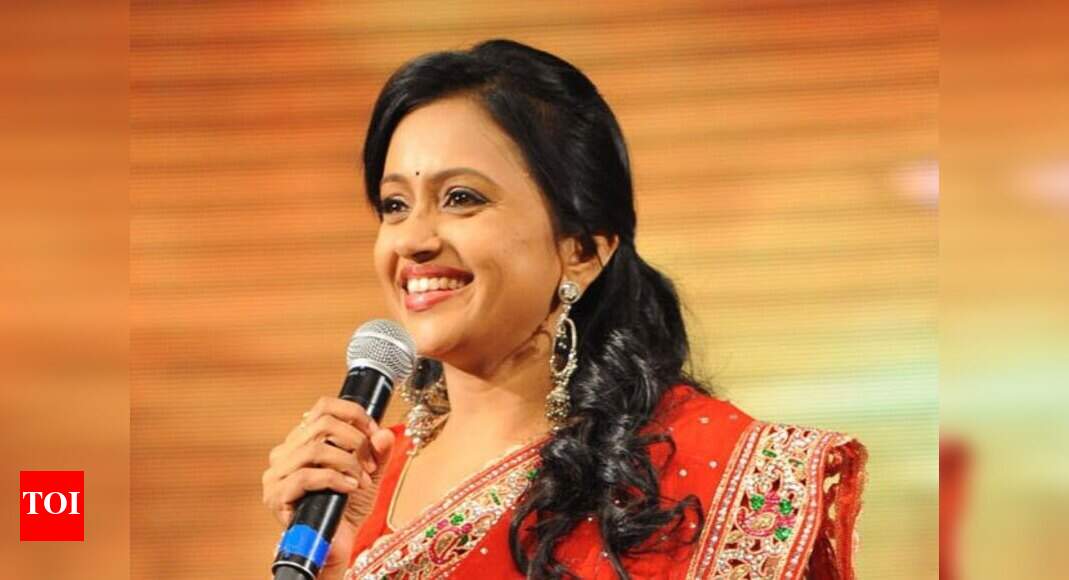 Suma turns singer for Raghu Kunche's song | Telugu Movie News - Times ...