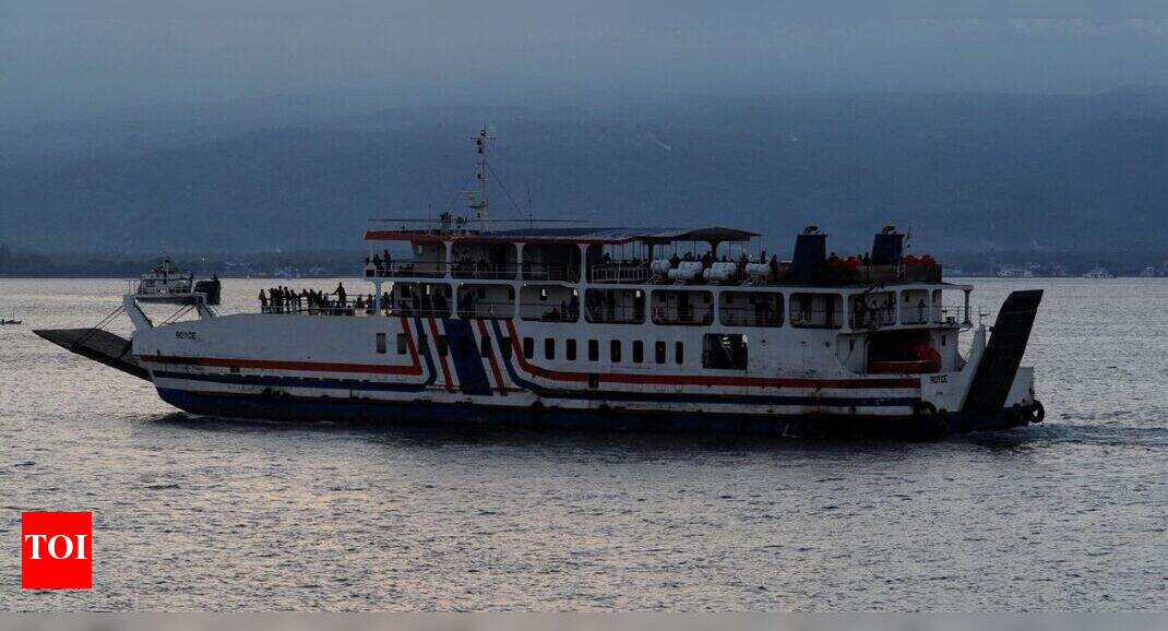 Ferry drifts from Betim jetty after gearbox fails | Goa News - Times of ...