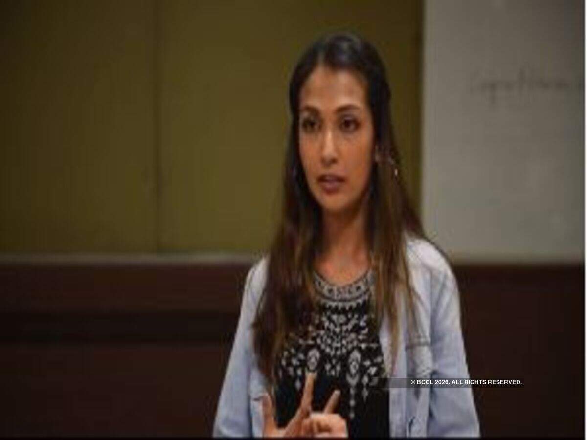 Model etiquette session with Sanea Shaikh