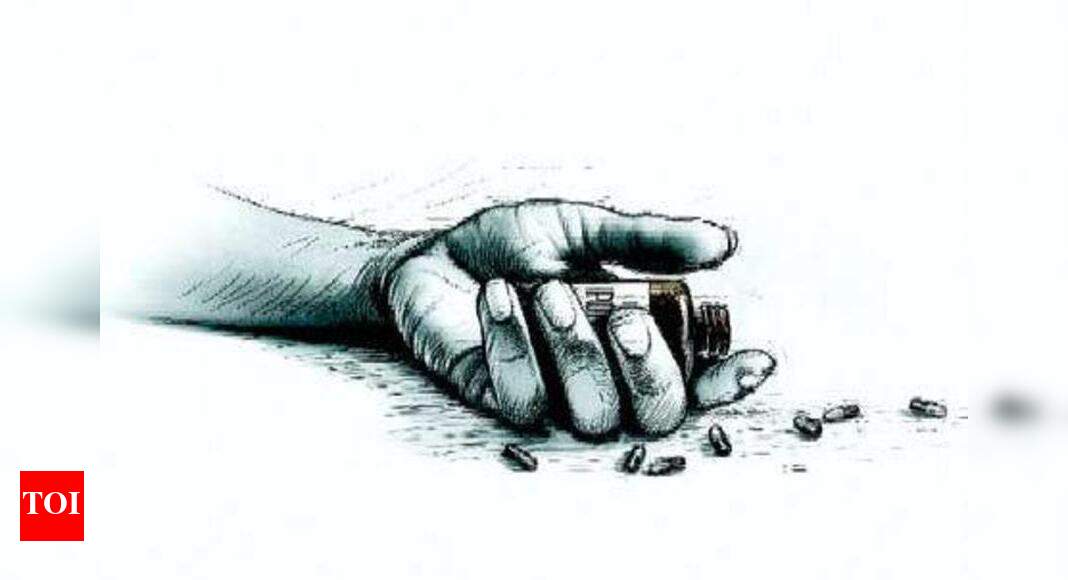 Main accused in Dubai murder ends life in train | Ahmedabad News ...