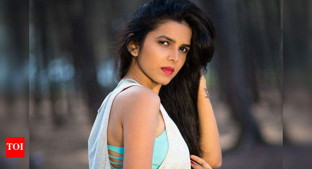 Mitali celebrates her pet's birthday - Times of India