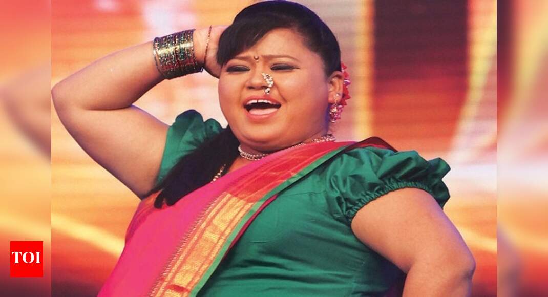 Bharti Singh aka Lalli plays guitar, take a look at the video - Times ...