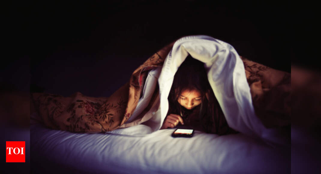 Revealed: Smartphone use at night does not affect your sleep - The ...