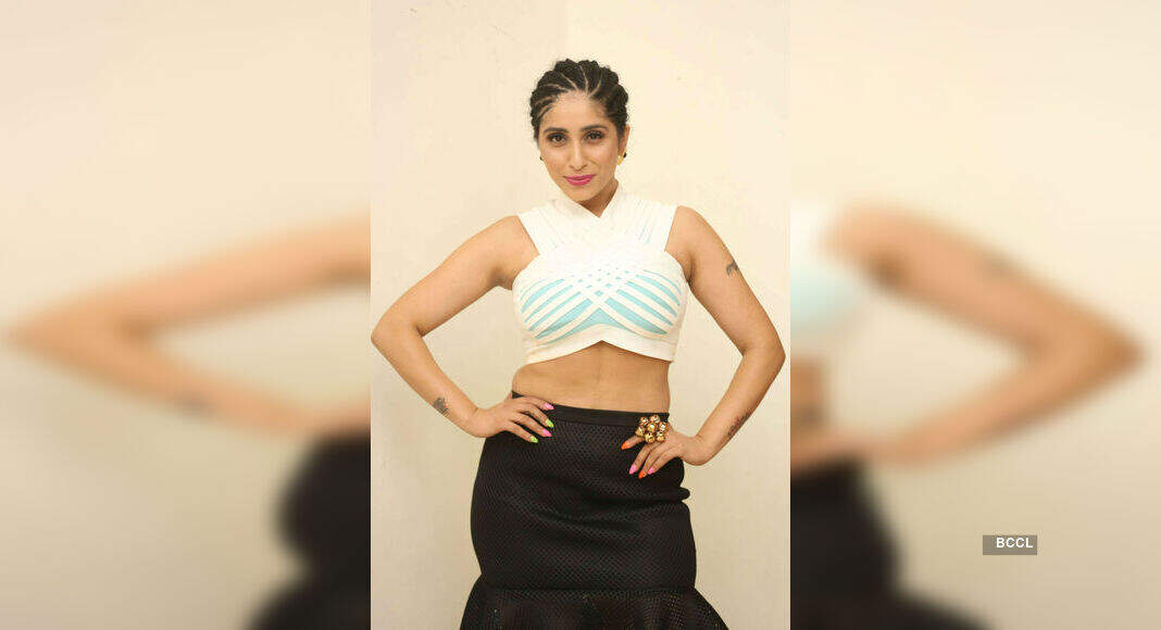 Singer Neha Bhasin