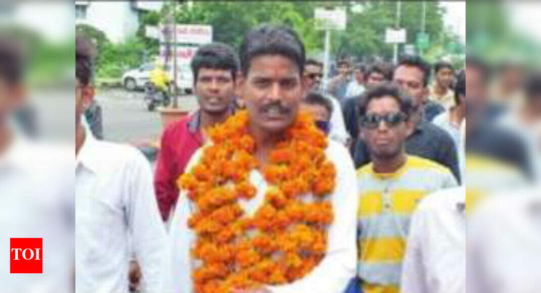 PM Modi inspired this chaiwala to fight polls | Udaipur News - Times of ...