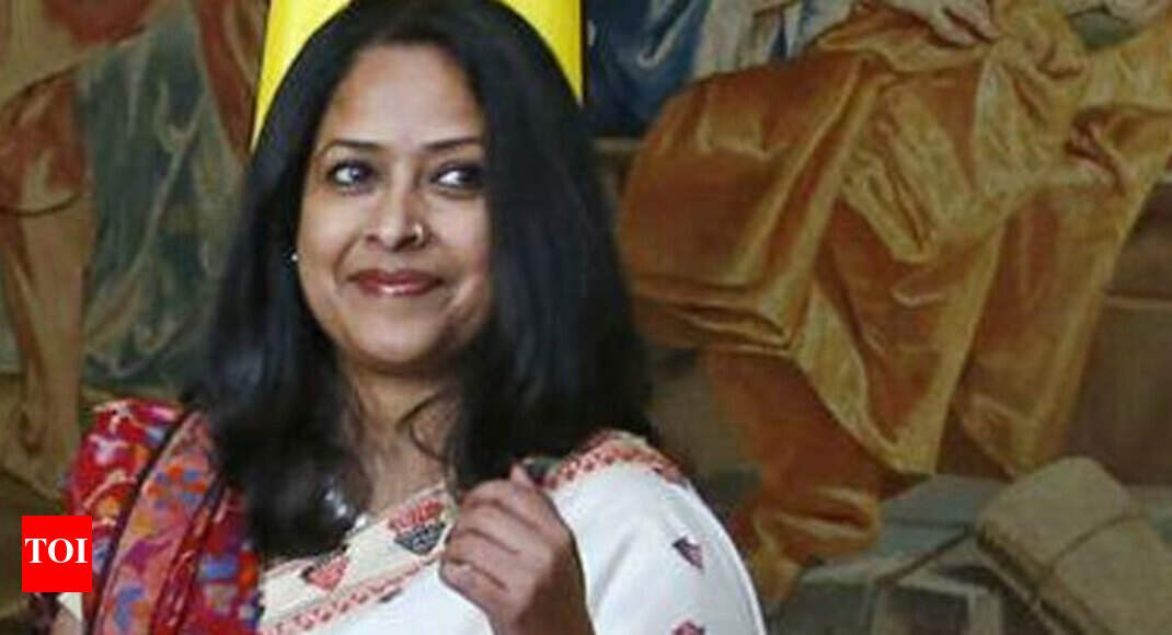 President's daughter Sharmistha exposes Facebook harasser | India News ...