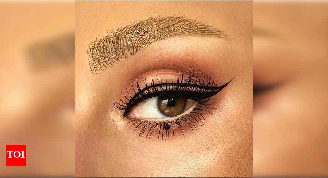 Here's how you get the negative space eyeliner look - Times of India
