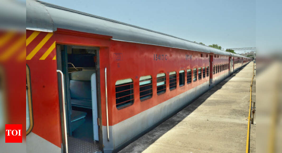 Mixed response to Pandian Express with brand new LHB rake | Madurai News - Times of India