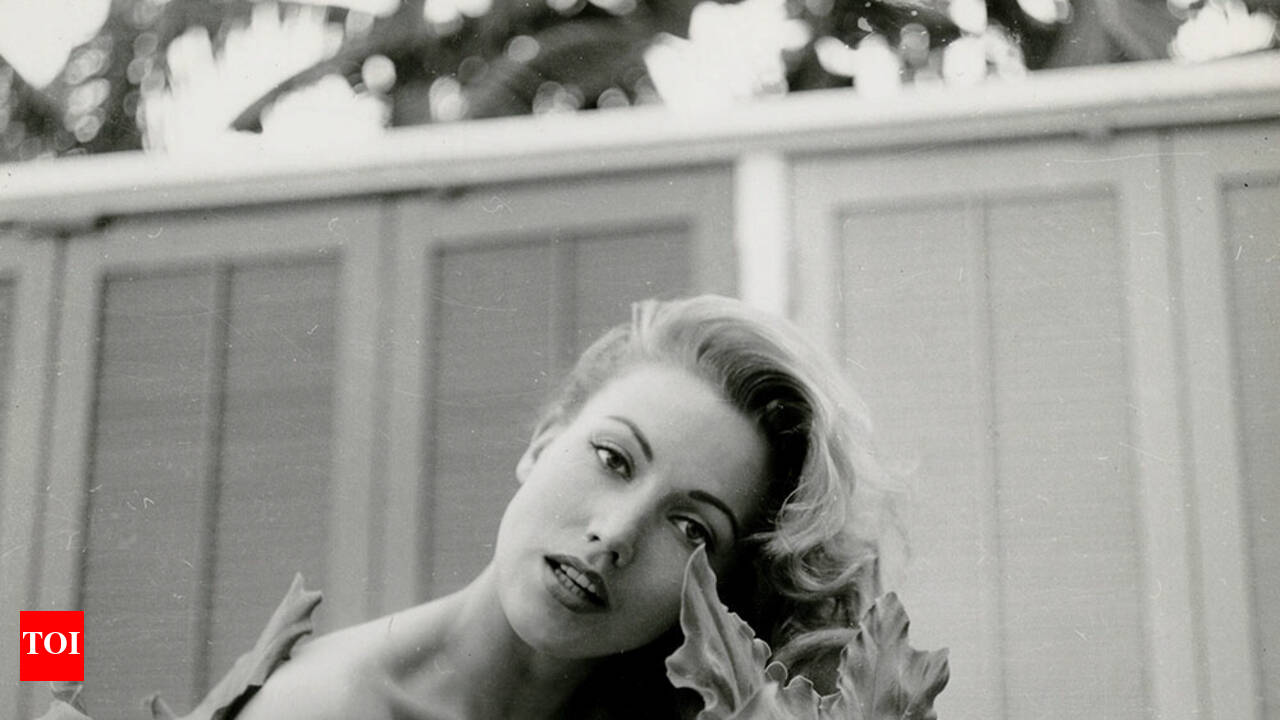 Gita Hall Death Gita Hall Dead: 'Gun Runners' Actress Was 82