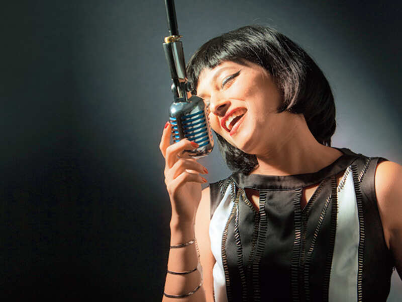 Sumedha Karmahe: I won't sing double-meaning songs | Hindi Movie News ...