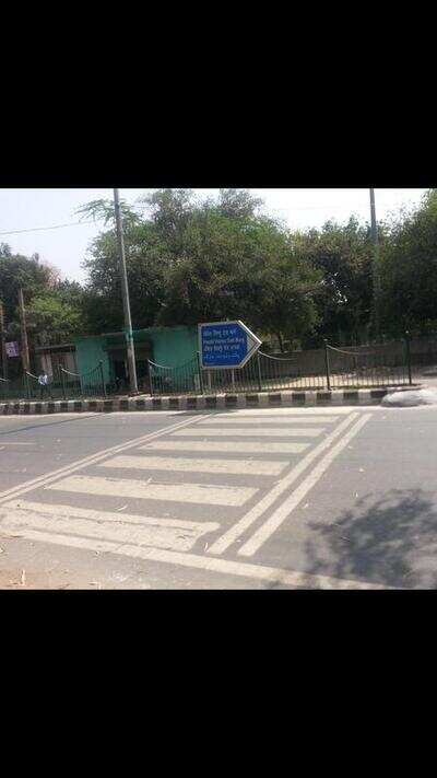 Wrong zebra crossing - Times of India