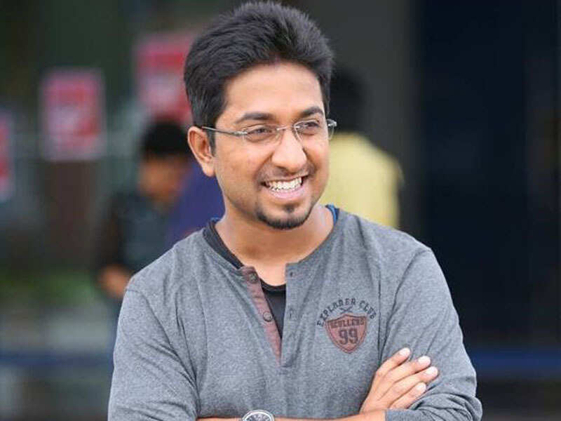 Vineeth Sreenivasan: Oru Muthassi Gadha to hit theatres on Sept 15 ...