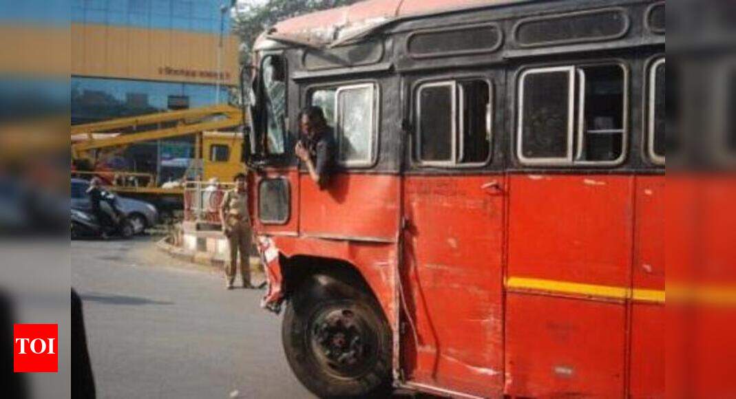 BRTS bus stops in cop-BMC crossfire | Bhopal News - Times of India