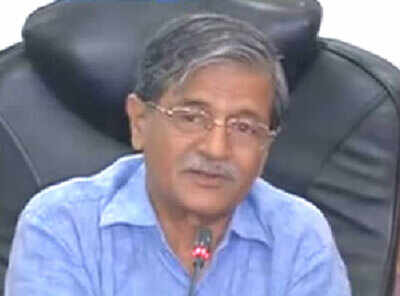 Justice Dhingra hints at irregularities in Robert Vadra land deals ...