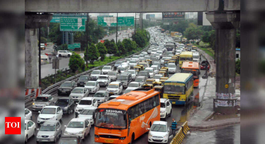 Following heavy rains Noida swings into action; resolves issues | Noida ... Following heavy rains Noida swings into action; resolves issues | Noida ...