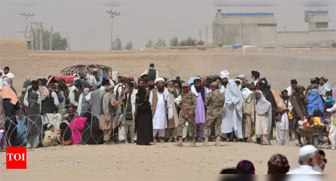Pakistan reopens key border crossing with Afghanistan - Times of India