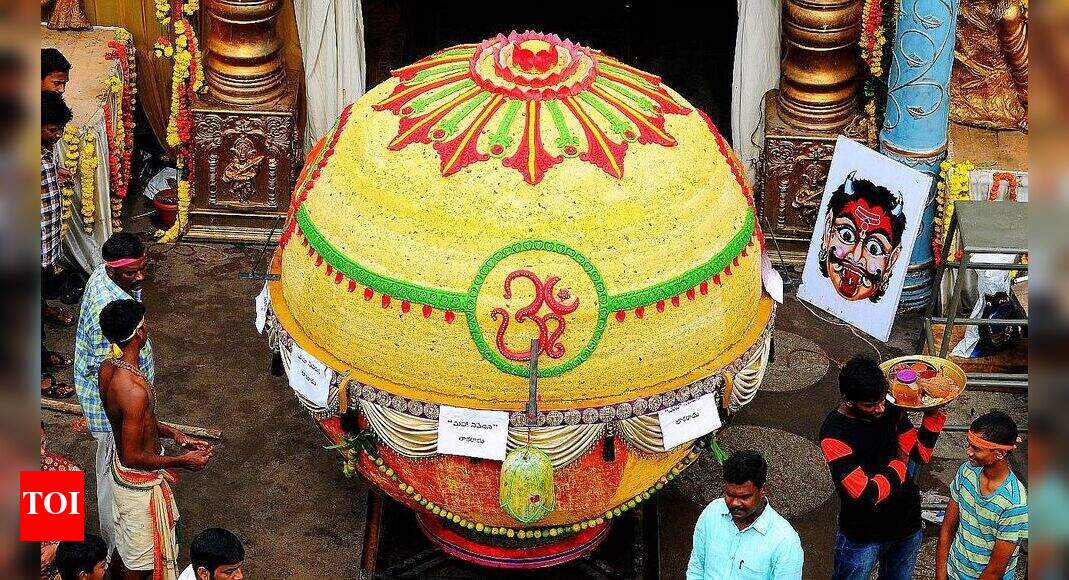 vizag-laddus-that-match-lord-ganesha-s-appetite-hyderabad-news
