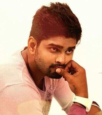 Small screen actor Harish passes away - Times of India