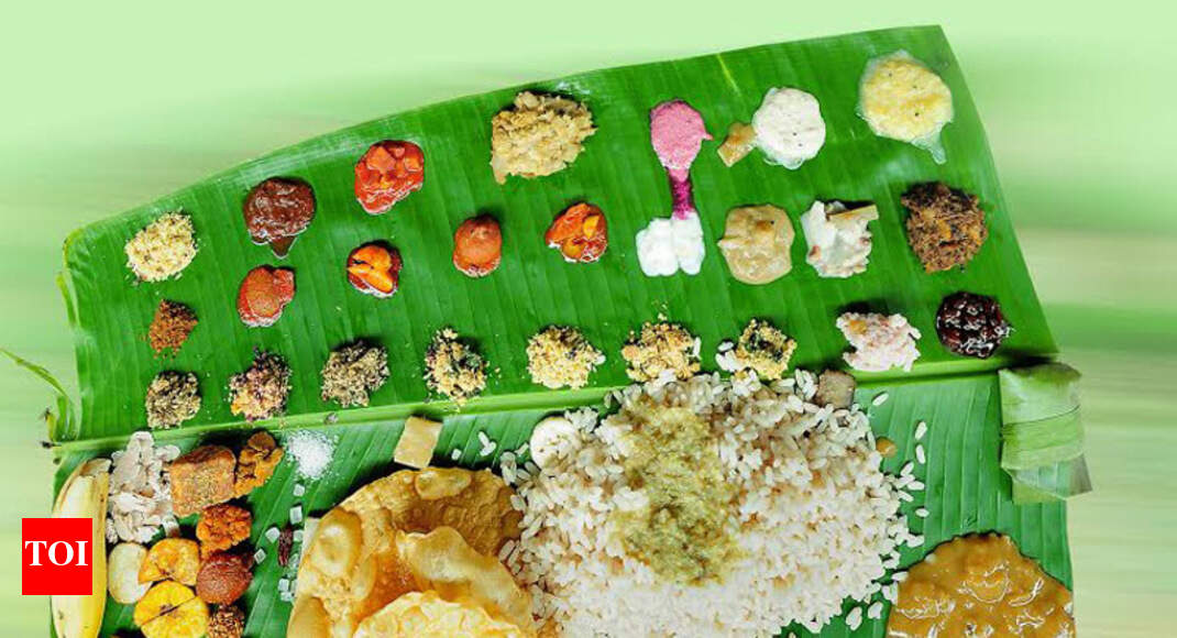vanchippattu: Feasting meets vanchippattu at Aranmula vallasadya ...