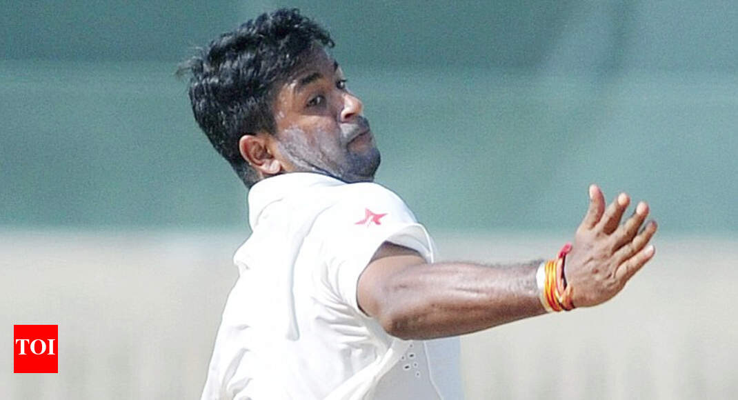 Pragyan Ojha gets hit on the head during Duleep Trophy match | News ...