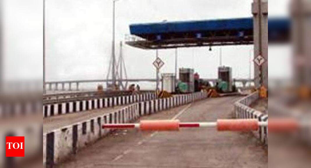 Akkulam Bridge: Akkulam Bridge goes toll-free | Thiruvananthapuram News ...