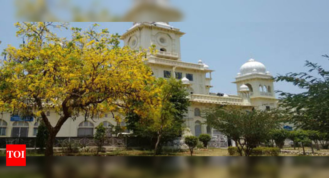 MEd aspirants get second chance for admissions to LU | Lucknow News ...