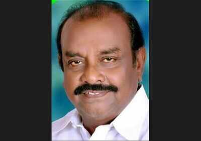 I-T dept raids target Natham, Saidai's son and Madurai hospital ...