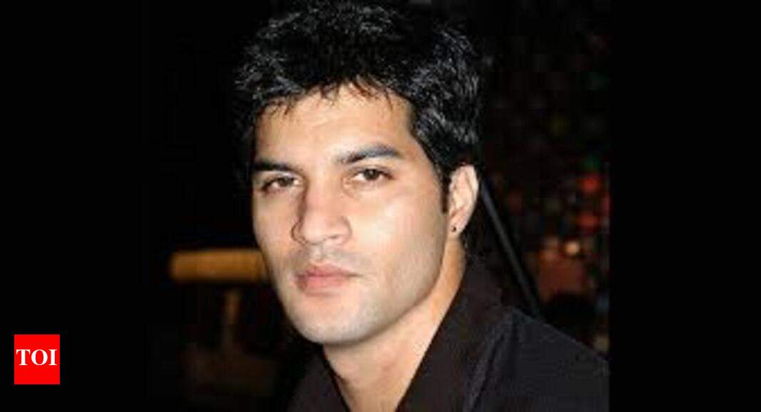 Actor Vikas Sethi in Yeh Vaada Raha - Times of India