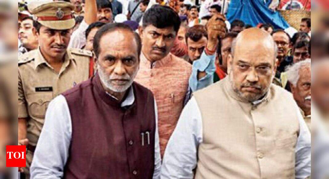 KCR: Amit Shah rips into KCR govt, calls it ‘most corrupt’ | Hyderabad News - Times of India
