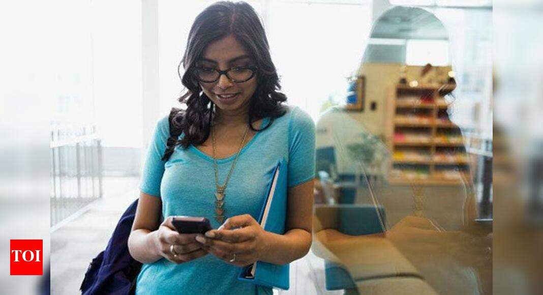Dating App Man Loses 24 Lakh To Fake Business Deal With Woman He