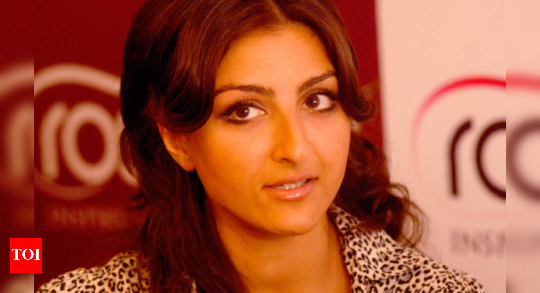 Soha Ali Khan: Probe how Soha given arms licence when she was underage ...