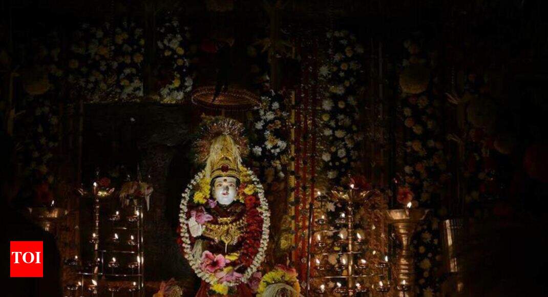 Jivdani temple: Virar's Jivdani temple bans flower garlands for deity ...