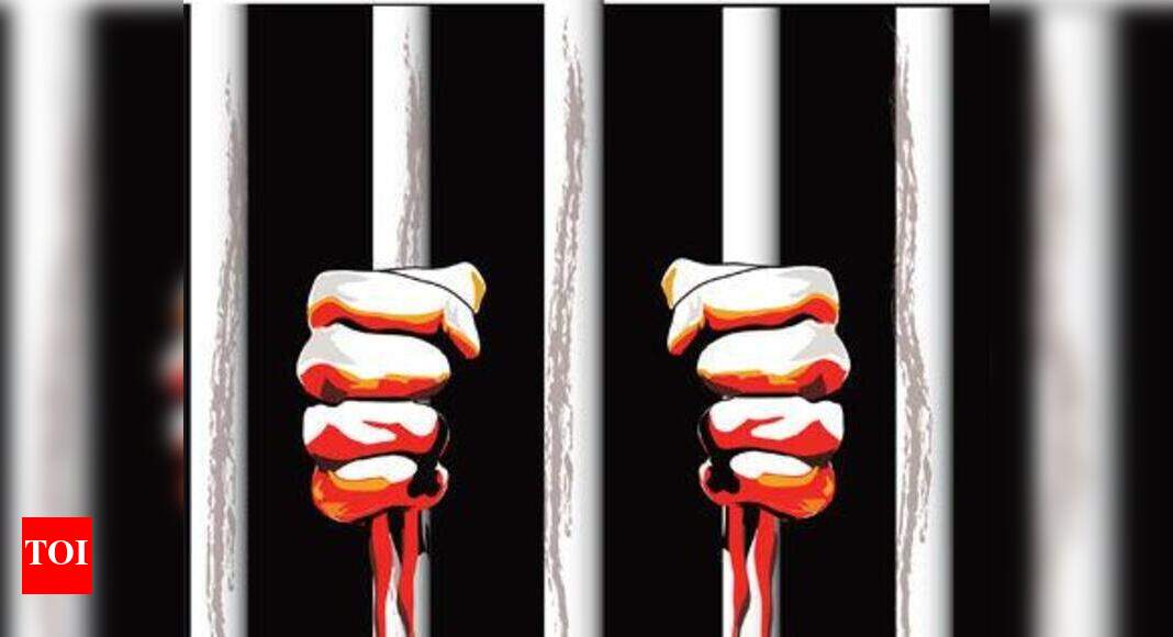 Mumbai Central Prison: Mumbai jails packed 300-400% beyond capacity ...