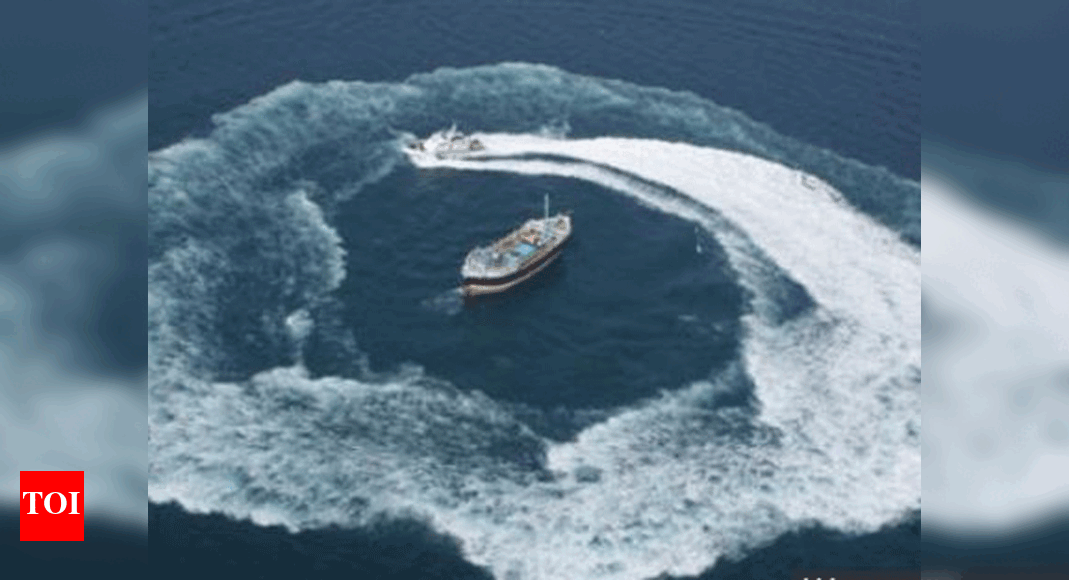 Pak boat seized off Gujarat coast, alert for 2 more | India News ...