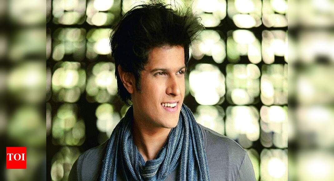 'Diya Aur Baati Hum' actor Neil Bhatt gets inked - The Times of India