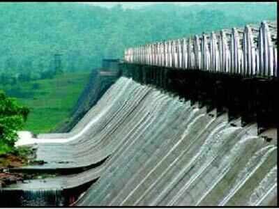 Ukai: Water level in Ukai dam to touch 341-foot mark shortly | Surat ...