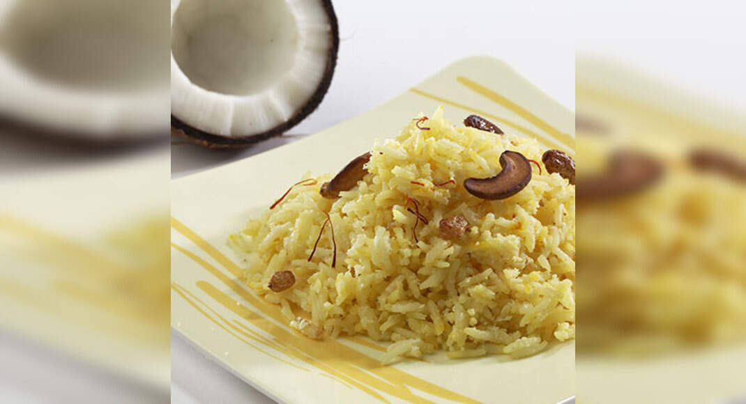 Sweet Rice With Coconut Recipe: How to Make Sweet Rice With Coconut ...