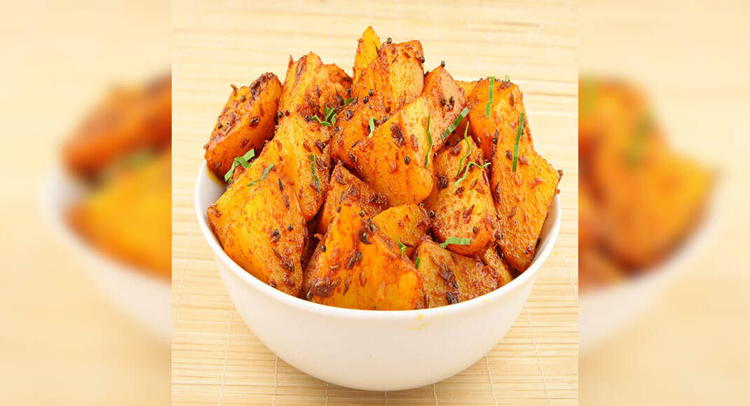 Potato Bhaji Recipe: How to make Potato Bhaji Recipe at Home | Homemade ...