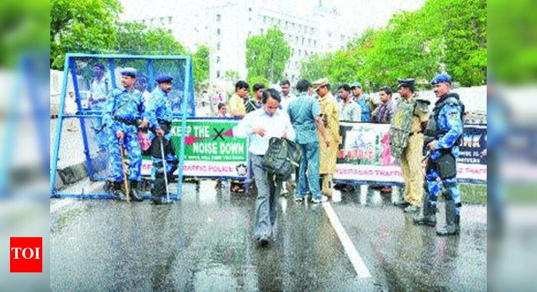 Basna: Chhattisgarh: Now Basna burns over objectionable post | Raipur ...