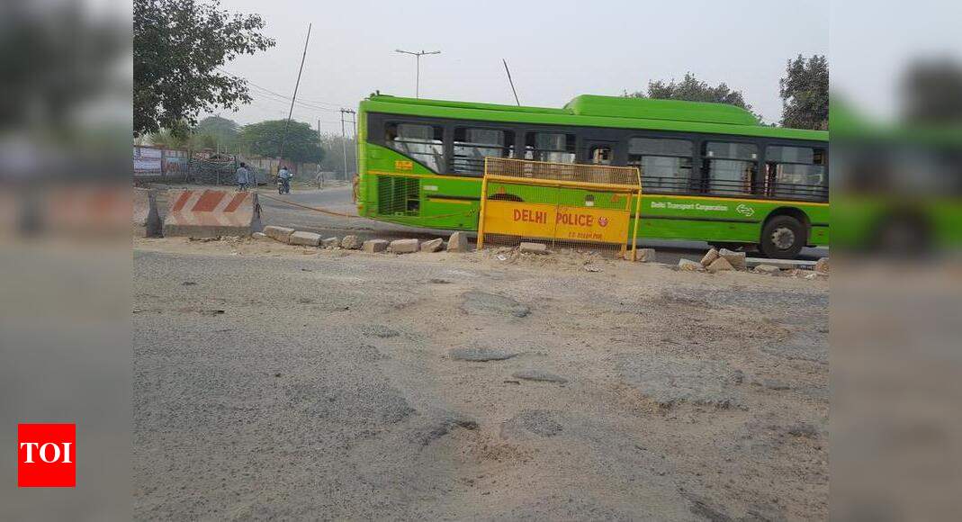 A hazardous drive in Rohini - Times of India