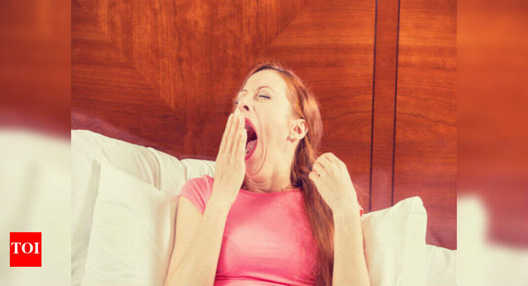 Your yawn may reveal how smart you are - Times of India