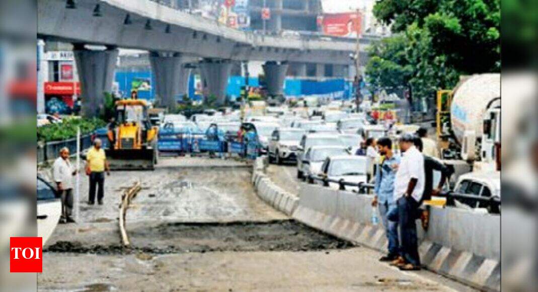 Sudden curbs throw traffic out of gear in Banjara Hills | Hyderabad ...