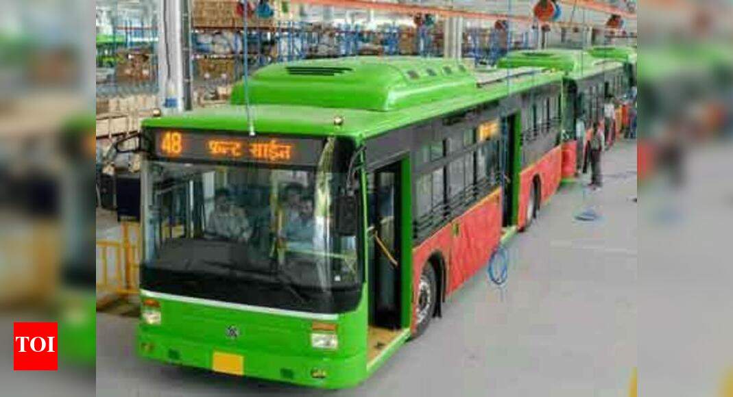 DTC to be soon left with 3,775 buses | Delhi News - Times of India