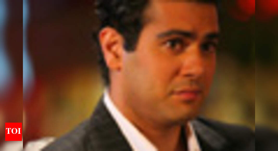 Amit Varma learns martial art - Times of India