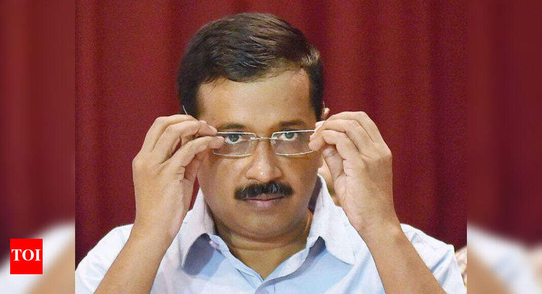 Arvind Kejriwal: Poster war against Arvind Kejriwal continues in ...