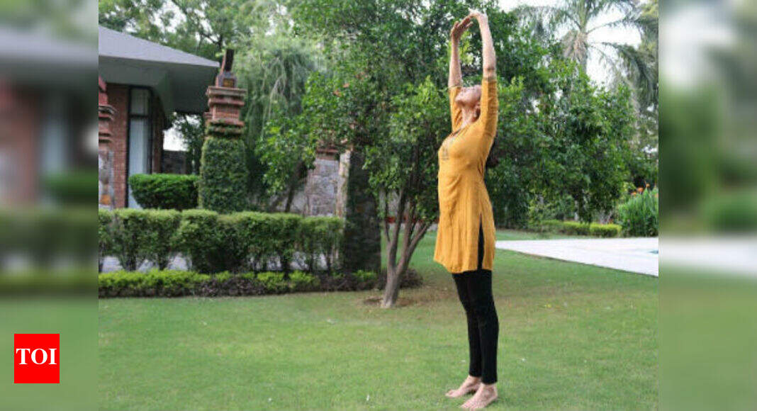 Diwali 2017: Yoga Asanas To Get Glowing Skin | - Times of India