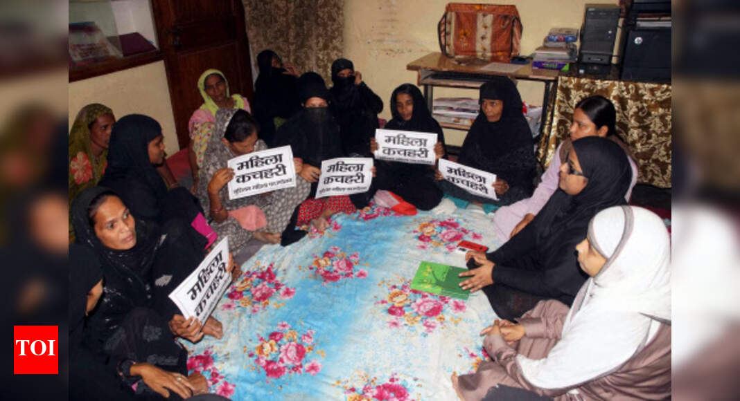 Muslim woman refuses to accept triple talaq notice by husband | Pune News - Times of India